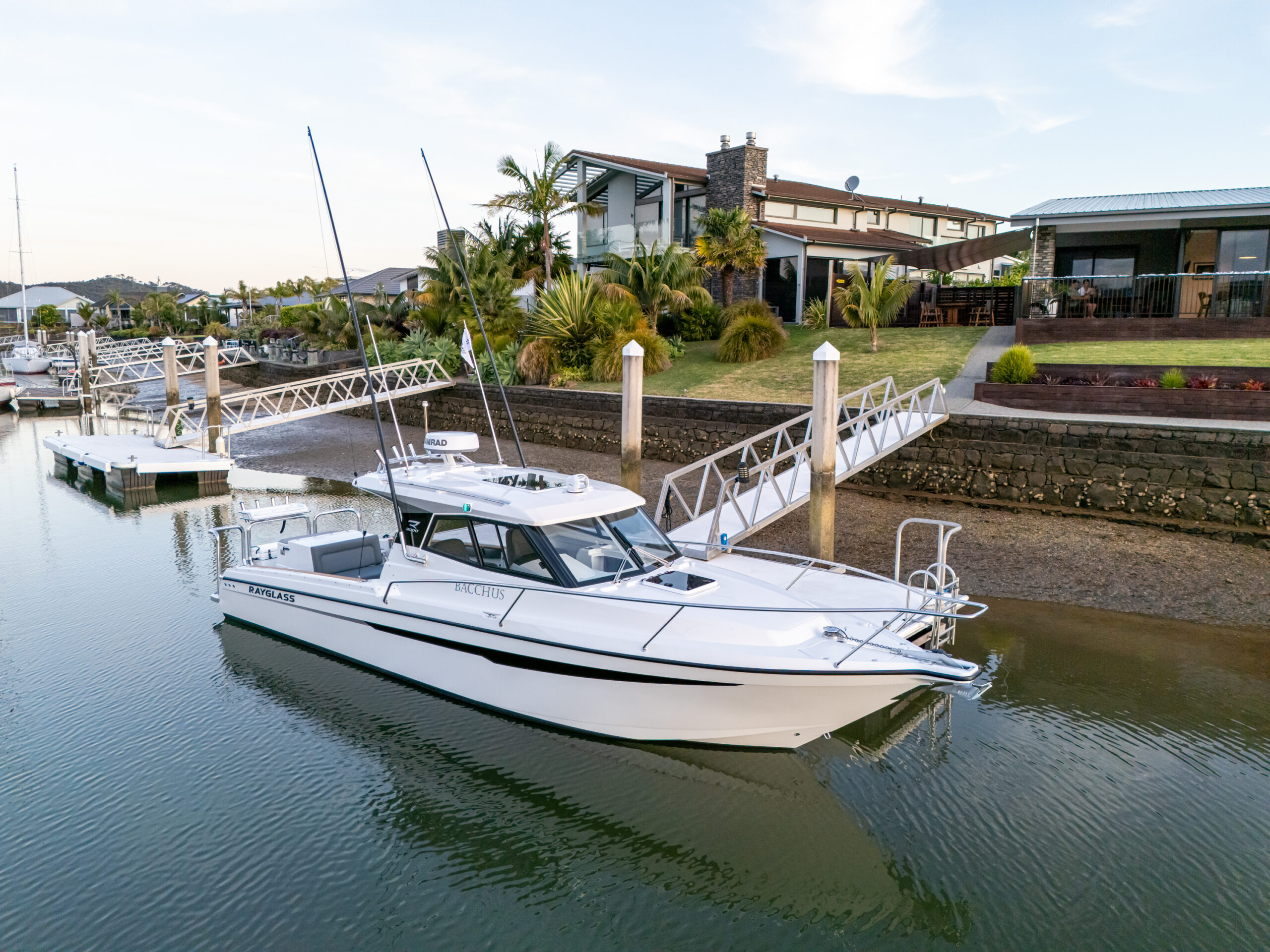 Rayglass Boats launches the all-new Legend 3000 - Auckland Boat Show